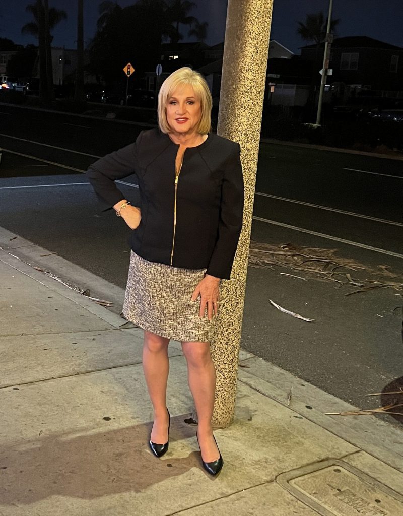 Friday night crossdressing having fun on the town.